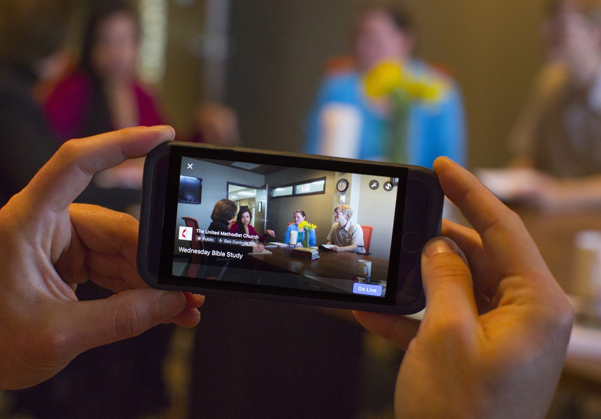 4 ways to use Facebook Live at church beyond the worship service ...