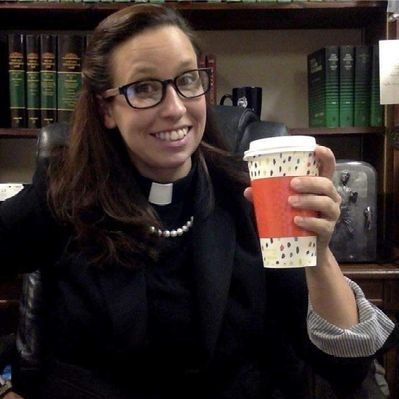 Digital Parish: Digital community building through play and gaming